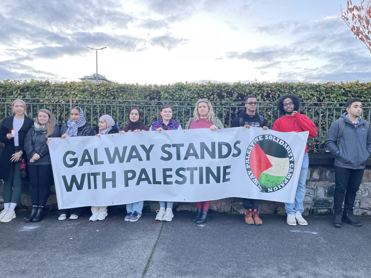 Hundreds of demonstrators gather outside UHG as part of Gaza Solidarity ...
